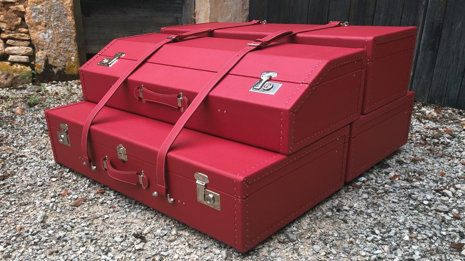 Laurent Nay Maroquinerie Bespoke Luggage: Classic Car Perfection ...